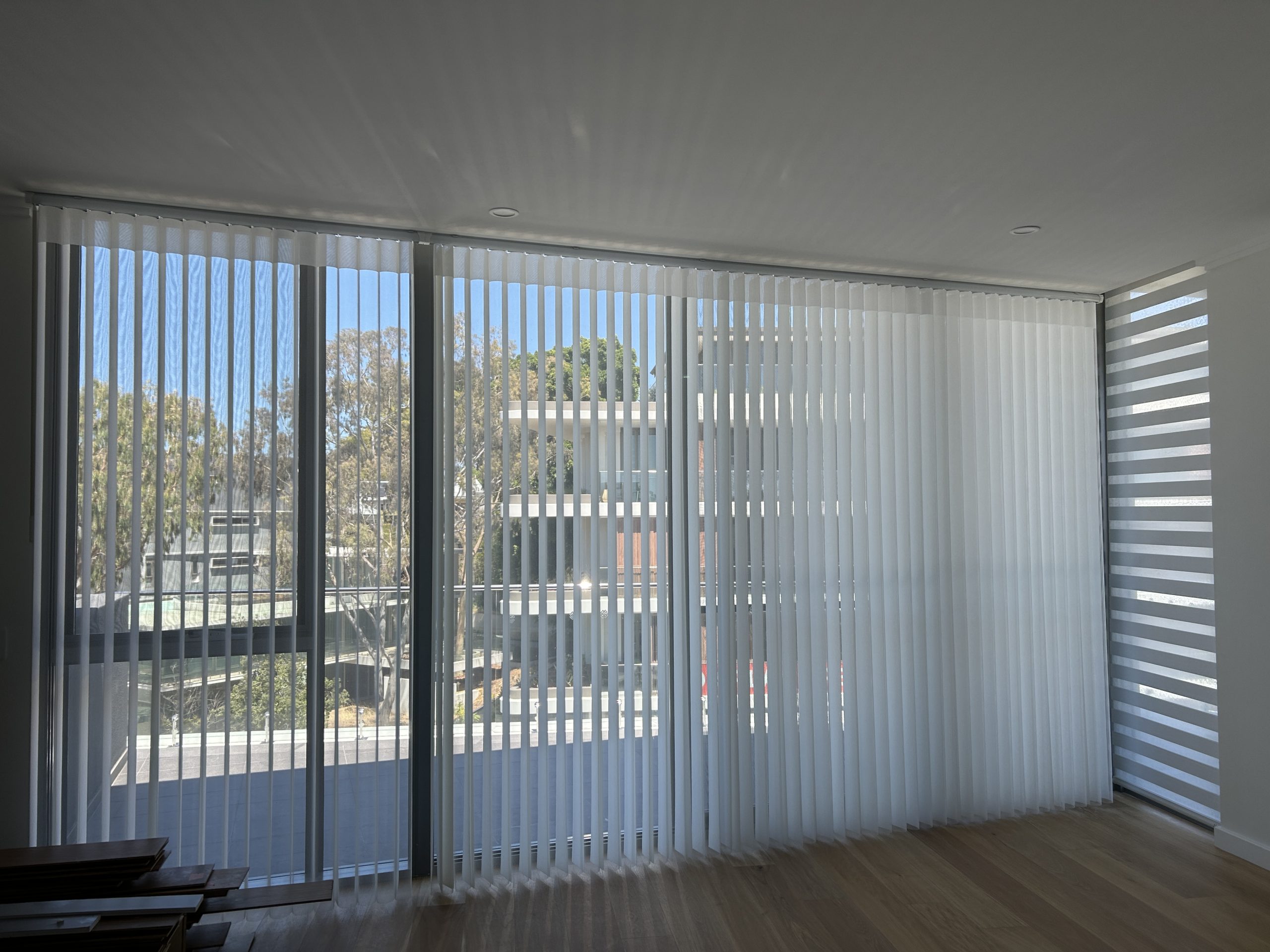 Dream Shades - Hanbo Blinds